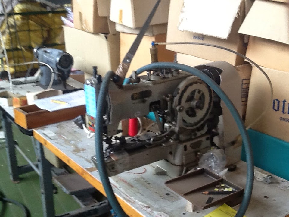 Used Items: Επαγγελματικες ραπτομηχανες singer