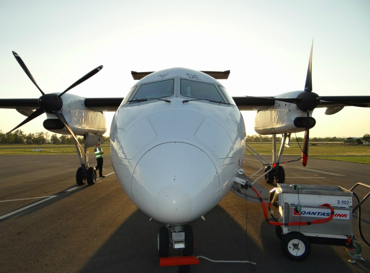 Air Queensland.blogspot: QantasLink de Havilland Dash 8-200 / Q200