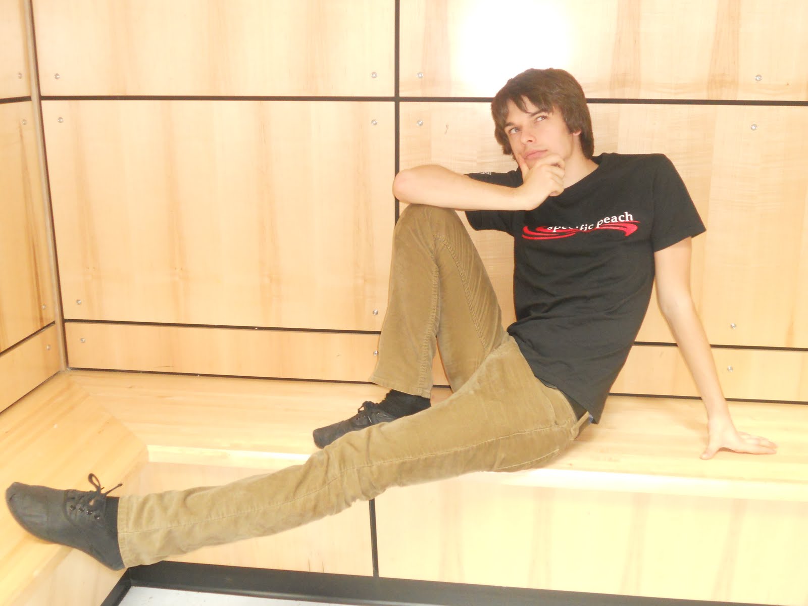 The Fox's Howl: Meet Mr. SHS Contestant- Gavin Paul Knox