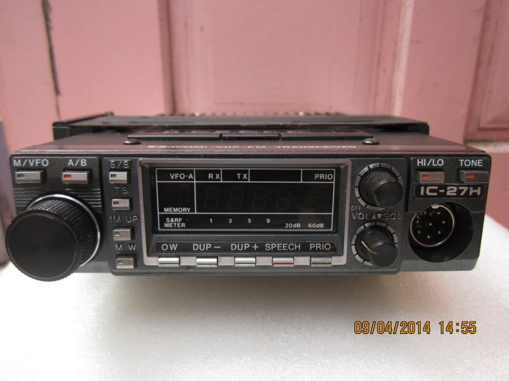 Doel Connect Shop: ICOM IC-27H,second.(SOLD ) 》 BANJARMASIN.