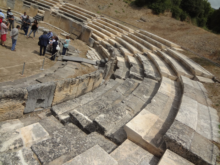 ΜΥΘΙΚΗ ΑΝΑΖΗΤΗΣΗ: Τα δέκα άγνωστα αρχαία θέατρα που ήρθαν στο φως πρόσφατα