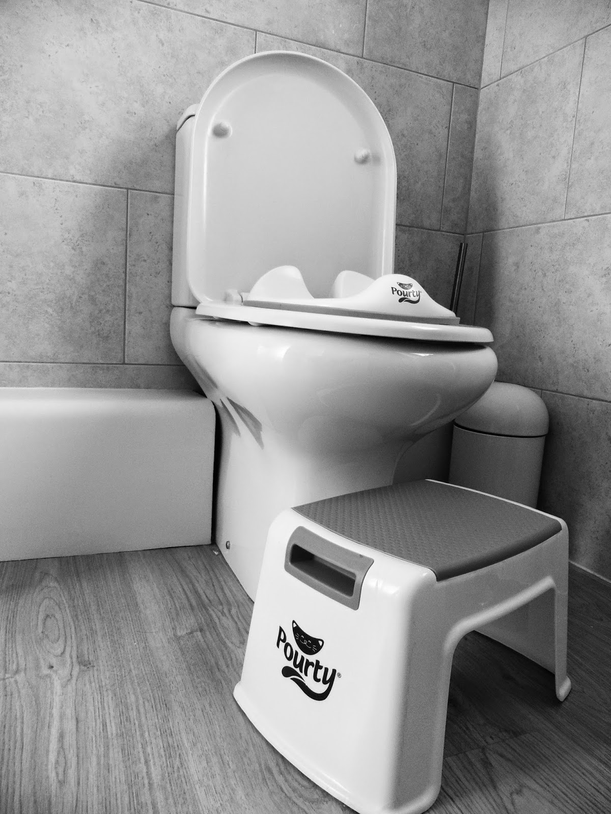 Review : Pourty - This day I love.......