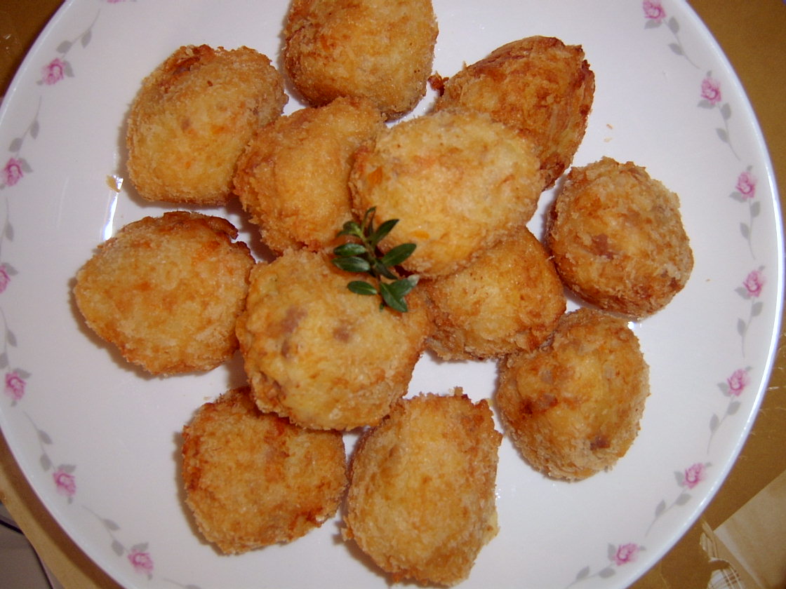 Through The Kitchen Door: Croquette