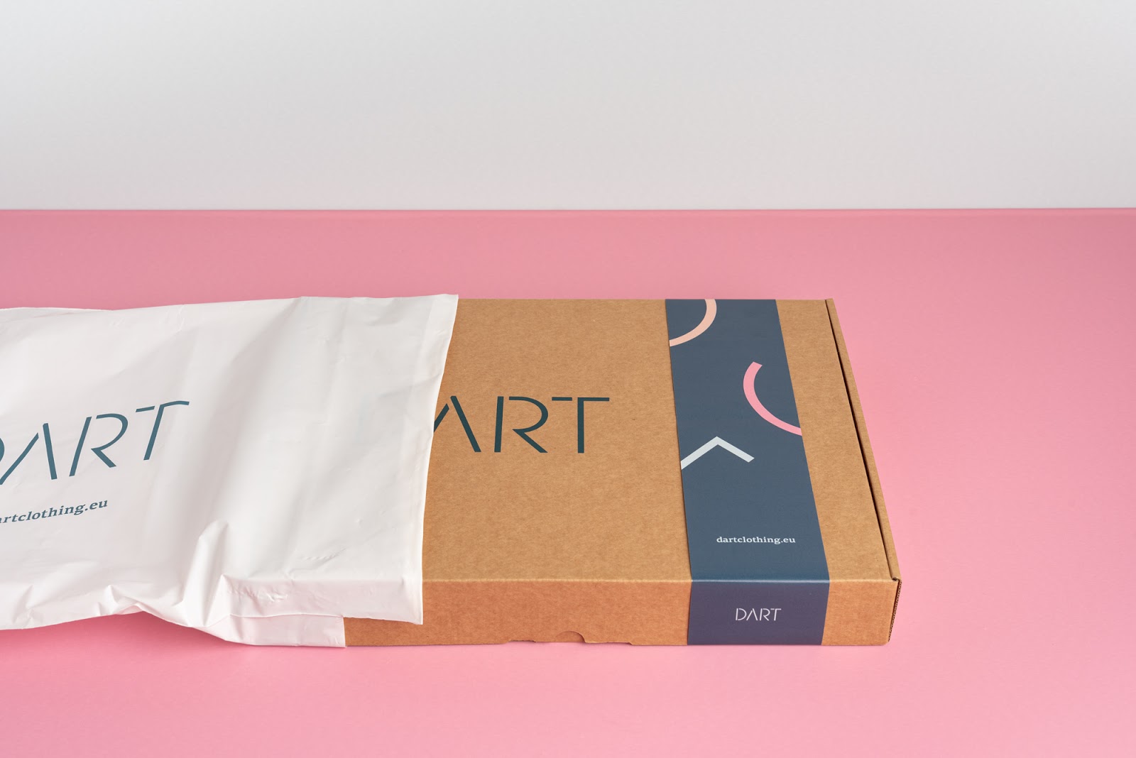 Dart Clothing – Packaging Of The World