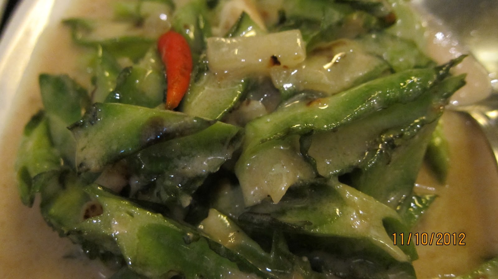 Kain Galore: La Mesa Grill's Sigarilyas/Winged Beans in Coconut Milk