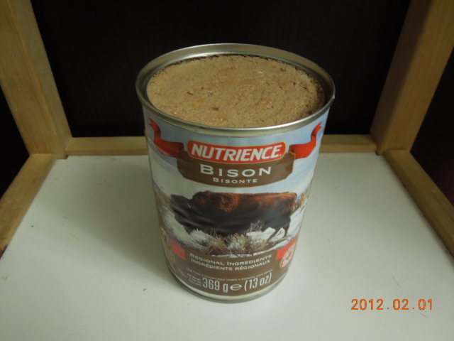 Canadian Hummingbirds: Dog Food: Nutrience Bison Canned Meat