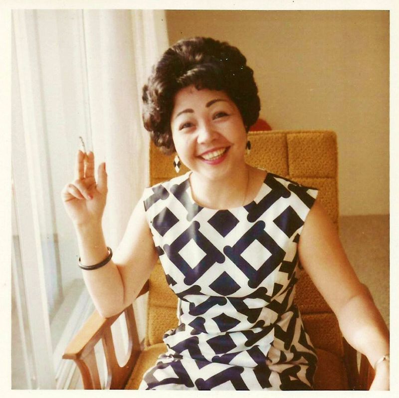 33 Badass Photos of Smoking Ladies From the 1960s ~ Vintage Everyday