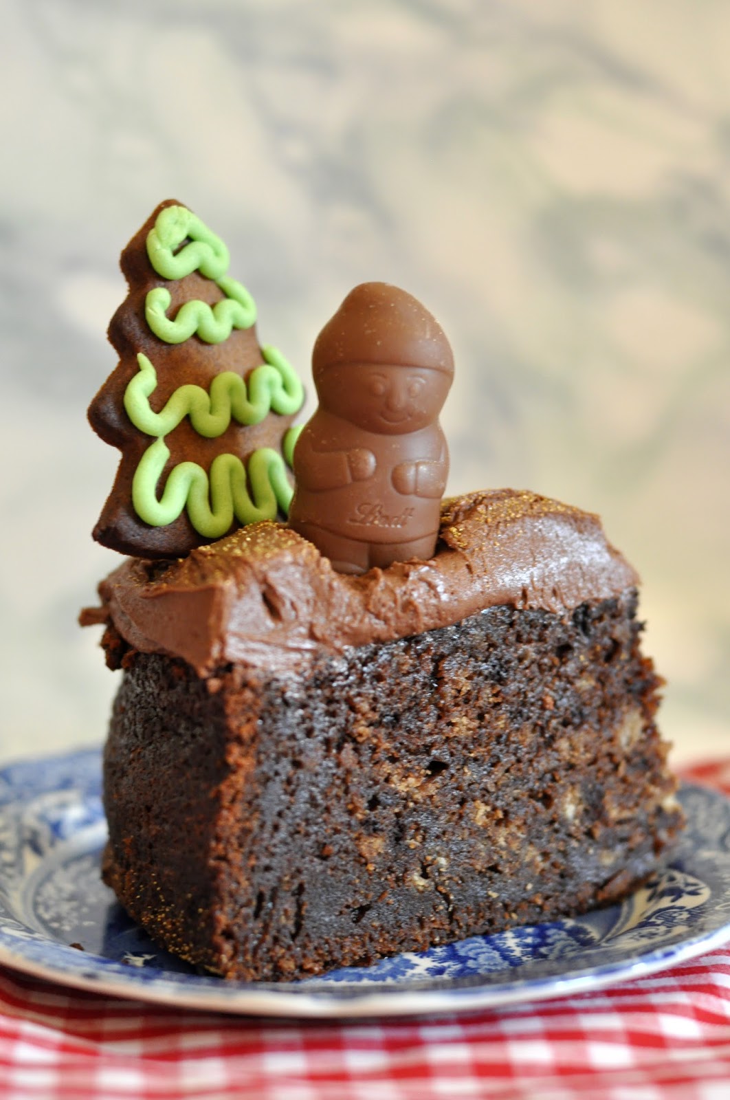 Recipe: Lindt Chocolate Gingerbread Forest Cake | Sophie Loves Food