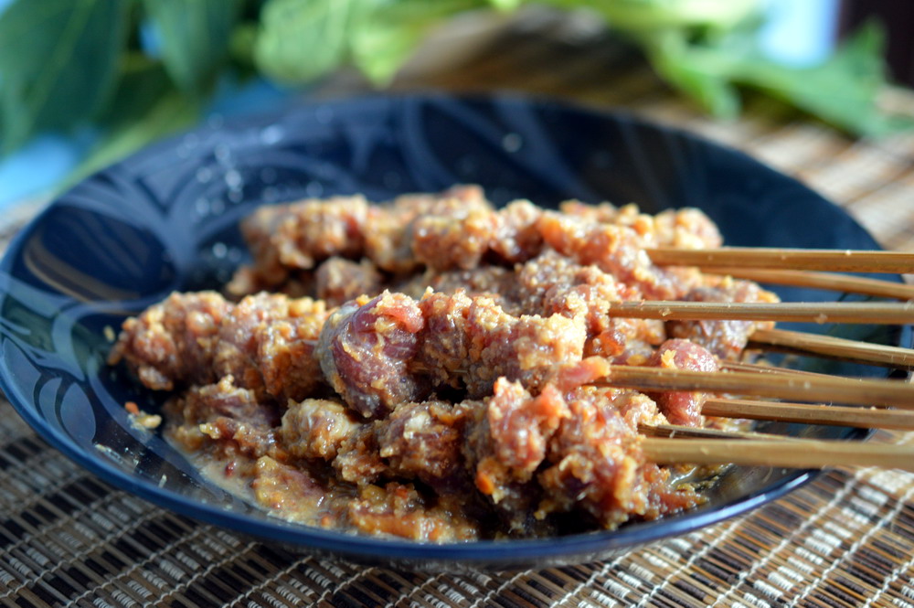 Diah Didi's Kitchen: Sate Sapi Manis