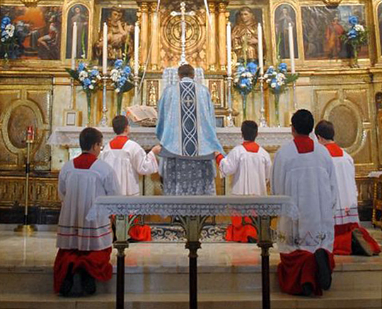 CATHOLICVS: Más fotos de la Santa Misa tradicional en la solemnidad de ...