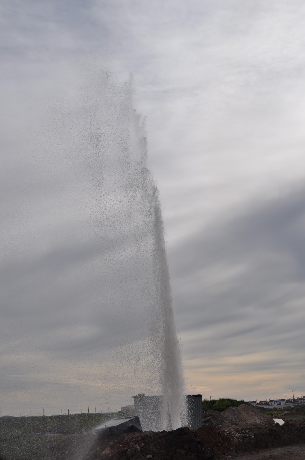 Blog de Geografía del profesor Juan Martín Martín: Surge un Geiser ...