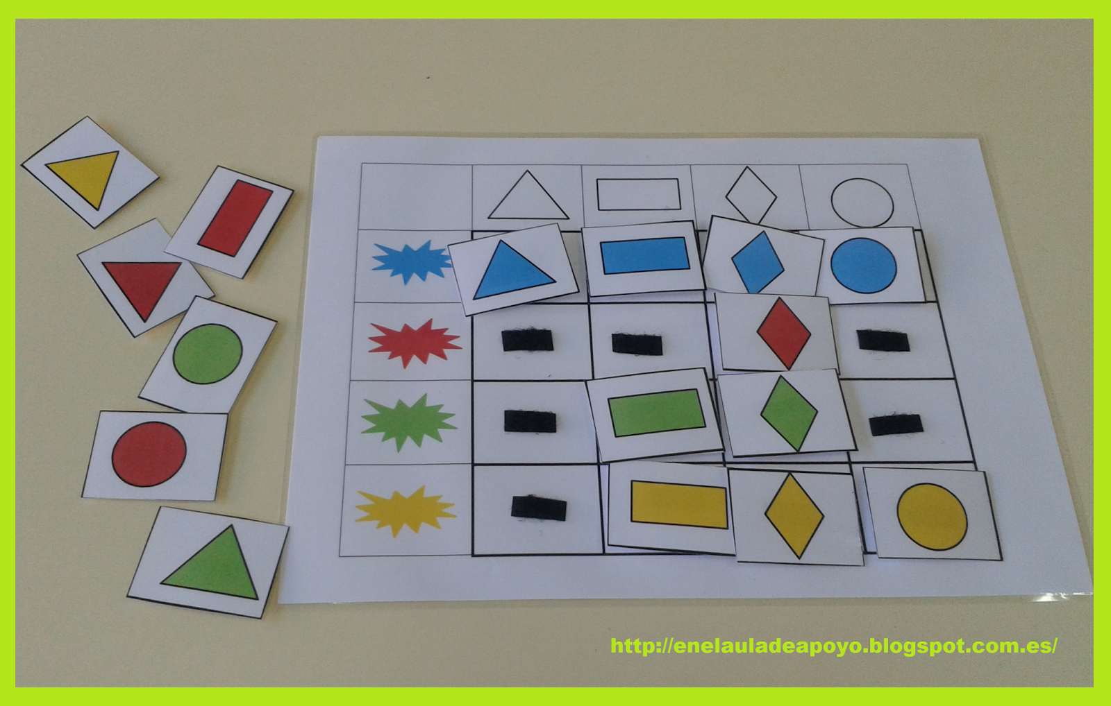 EN EL AULA DE APOYO: FORMAS Y COLORES
