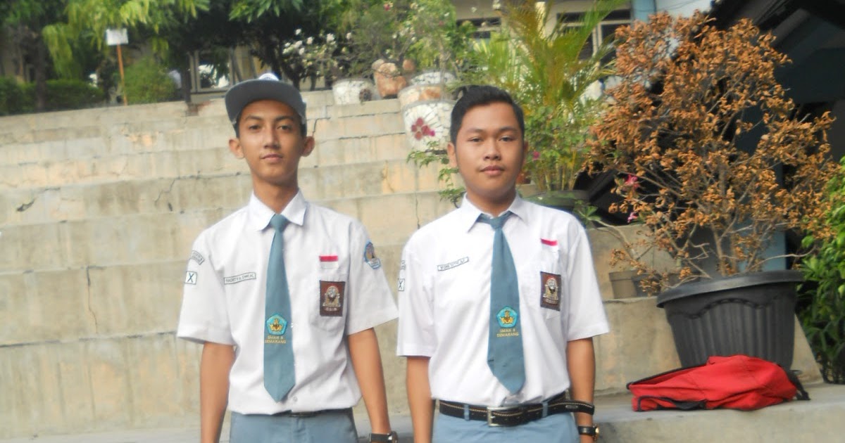 HUMAS SMA NEGERI 8 SEMARANG: CONTOH SERAGAM