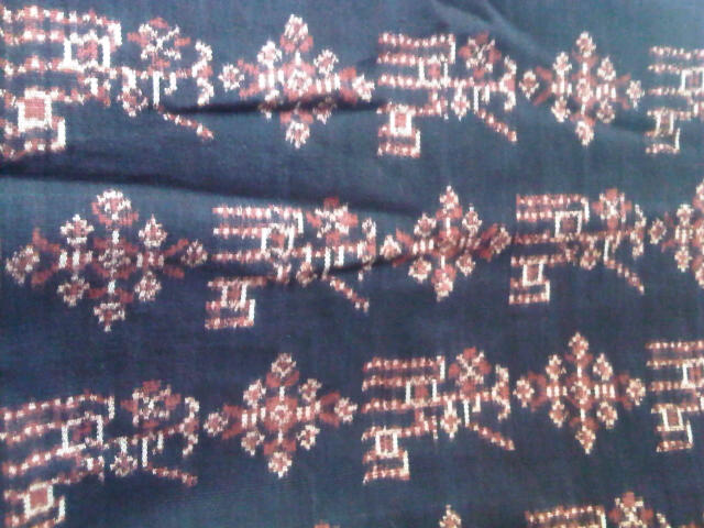 ENDE FLORES: Tenun Ikat Ende-Lio (Antara Motif dan Mitos)