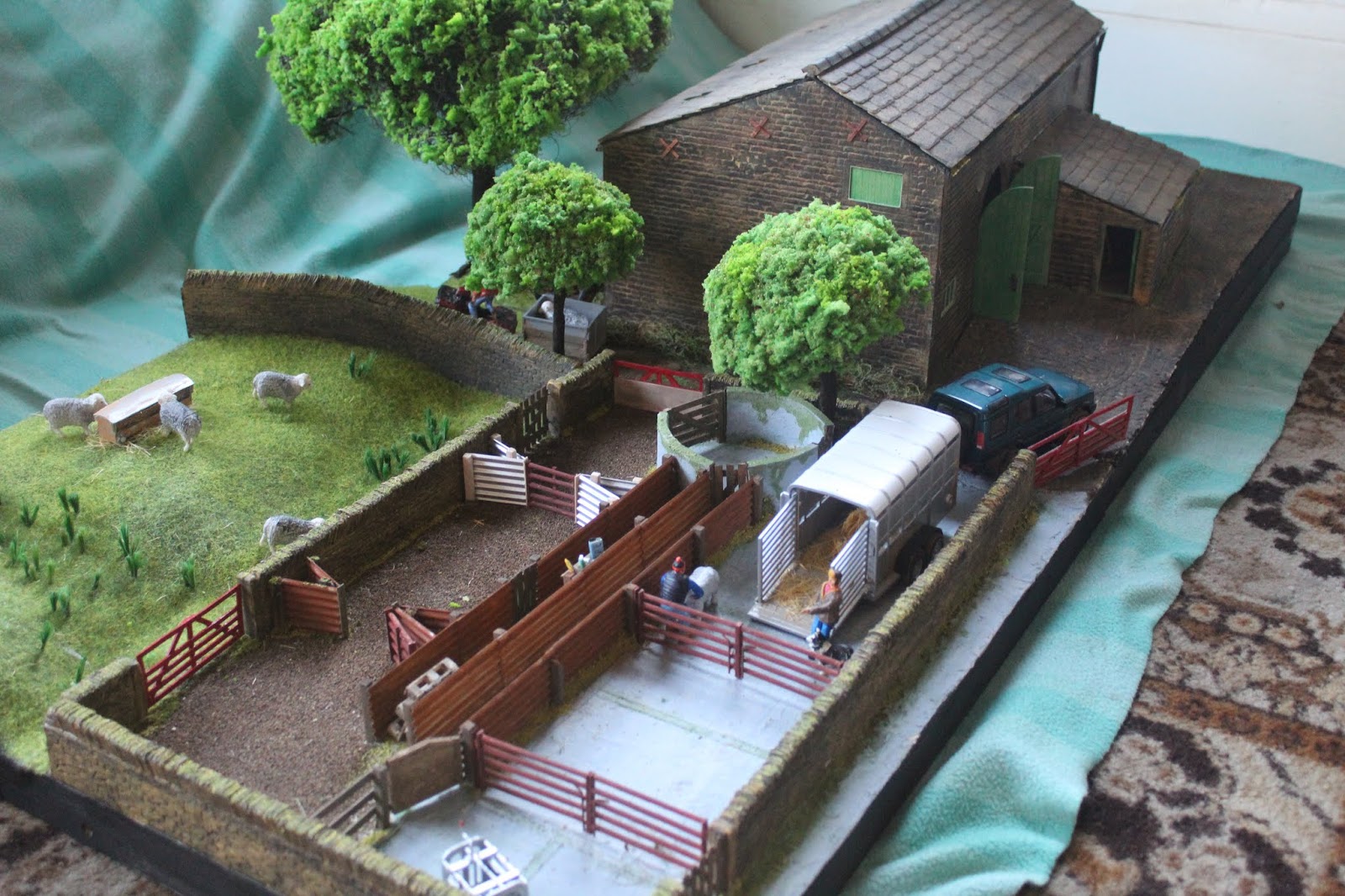 Building a 1/32 Model Farm