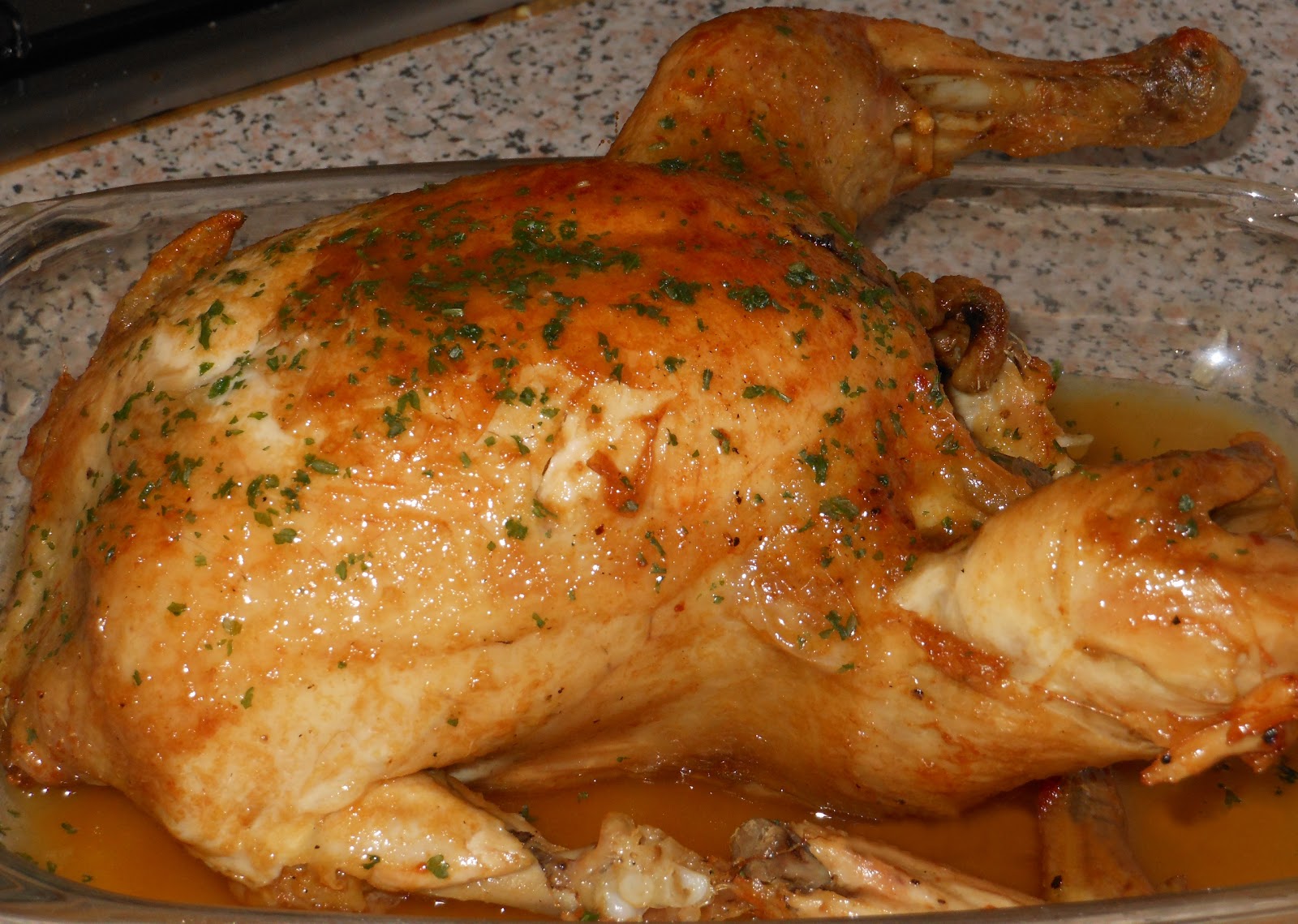 LlenaPanzas, tu blog de cocina.: Pollo Horneado con Ajo