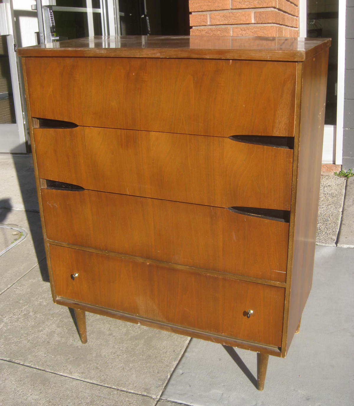 Modern Chest Of Drawers Collection - Model Home Interiors