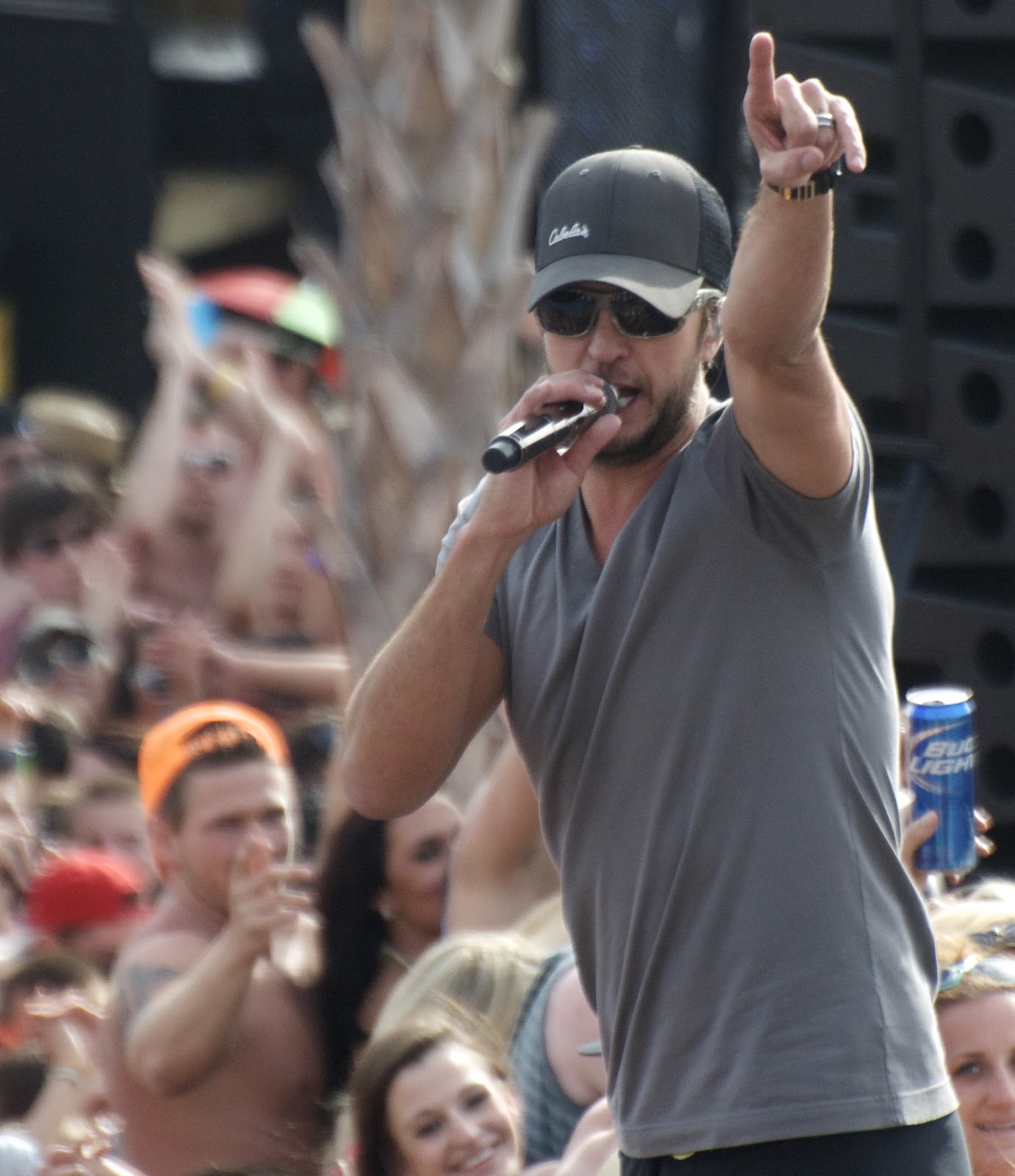 Luke Bryan Reigns At Spring Break Panama City