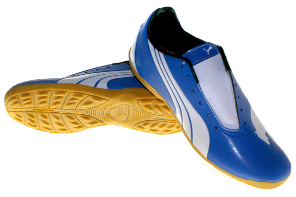 GUDANG SEPATU BRANDED: PUMA SEPATU FUTSAL