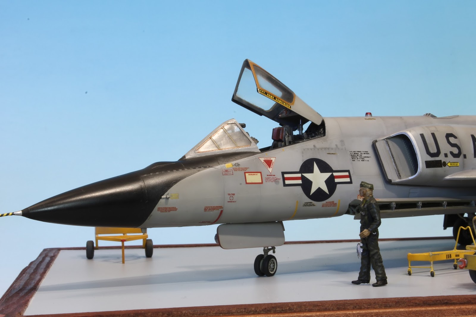 Istvan Michalko's scale models: Convair F-106A Delta Dart - Monogram, 1 ...