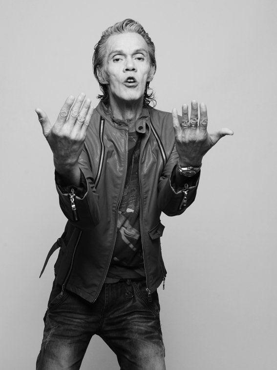 rr magazine: REAL Pepe Smith