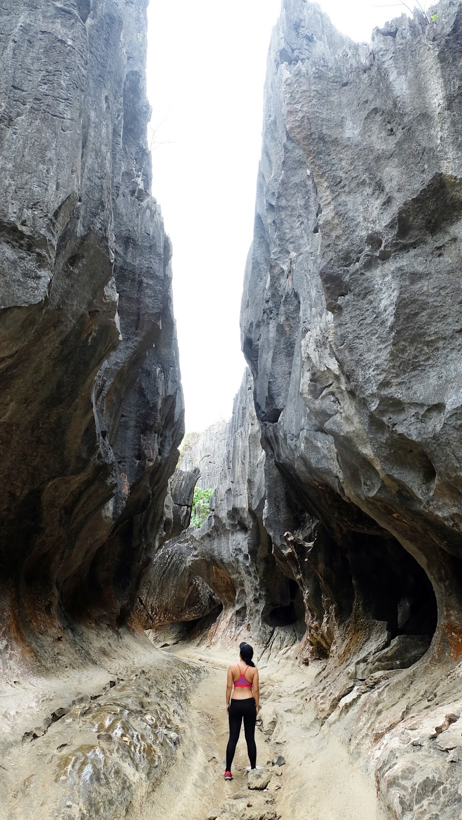 TRAVEL GUIDE TO MALANGAAN CAVE | THE TRAVEL SERIES