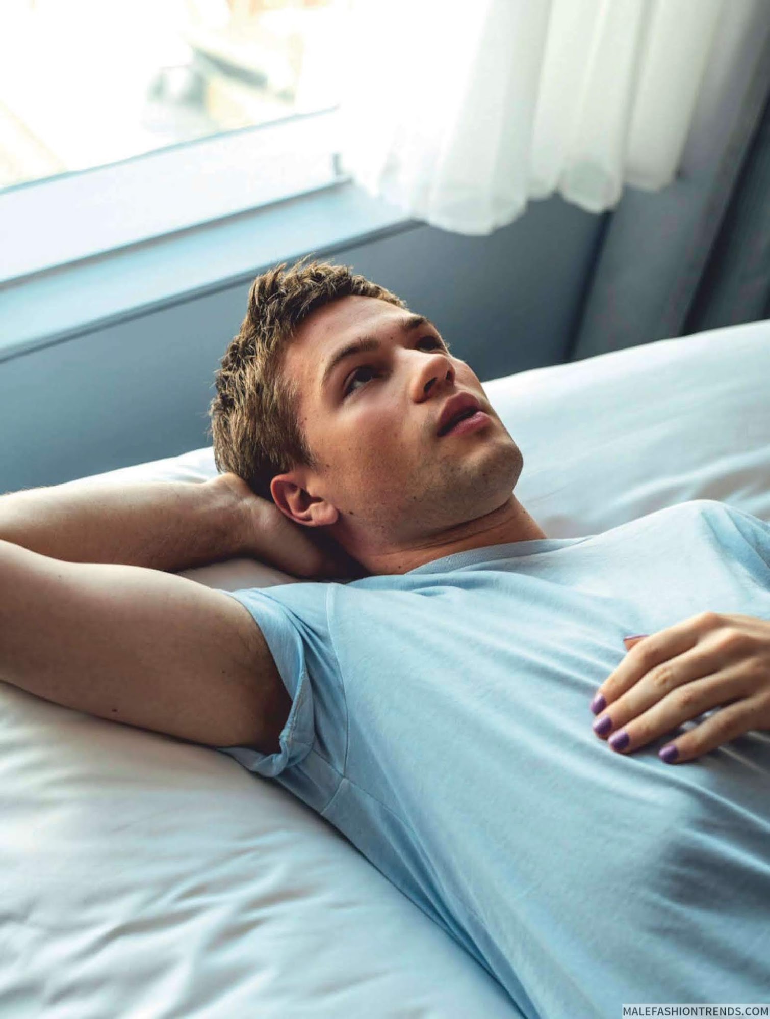 Connor Jessup para Attitude Magazine en fotos de Taylor Miller