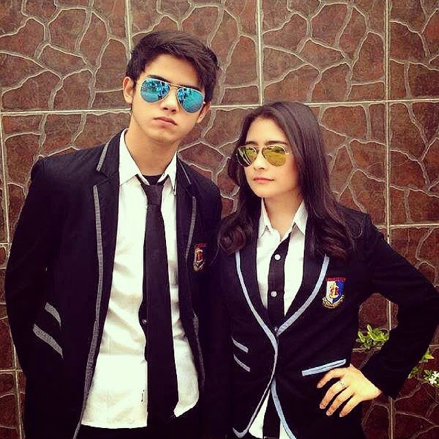 Setiap aktingnya selalu mesra, bahkan diluar akting pun mereka ...