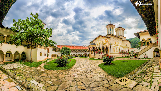 Octavian Serban: Early morning in Hurezi (Horezu) Monastery...