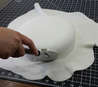 ᐅCómo hacer FONDANT EXTENDIDO O ROLLED FONDANT| Natalia Salazar