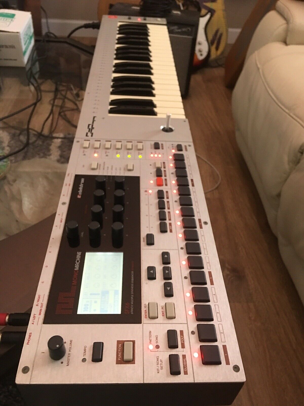 MATRIXSYNTH: Elektron SFX-6 Keyboard Synthesizer