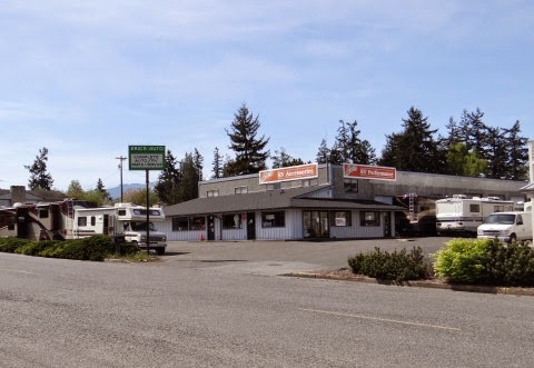 Walkabout With Wheels Blog: Look at All Those RVs at Eric's RV ...