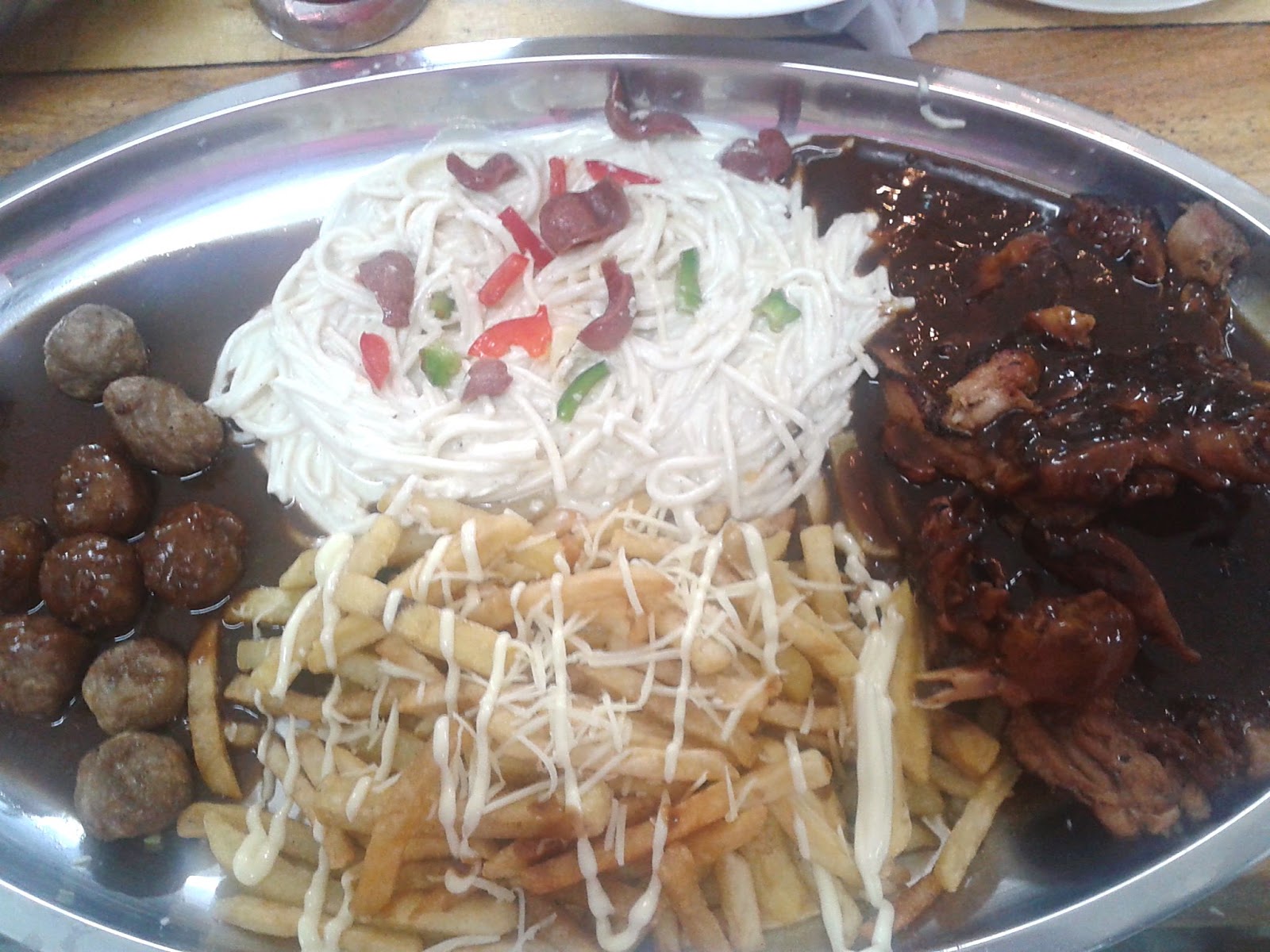 NAILY'S KITCHEN: KARI KAMBING 40 HARI & MEE BESEN ORI MELAKA