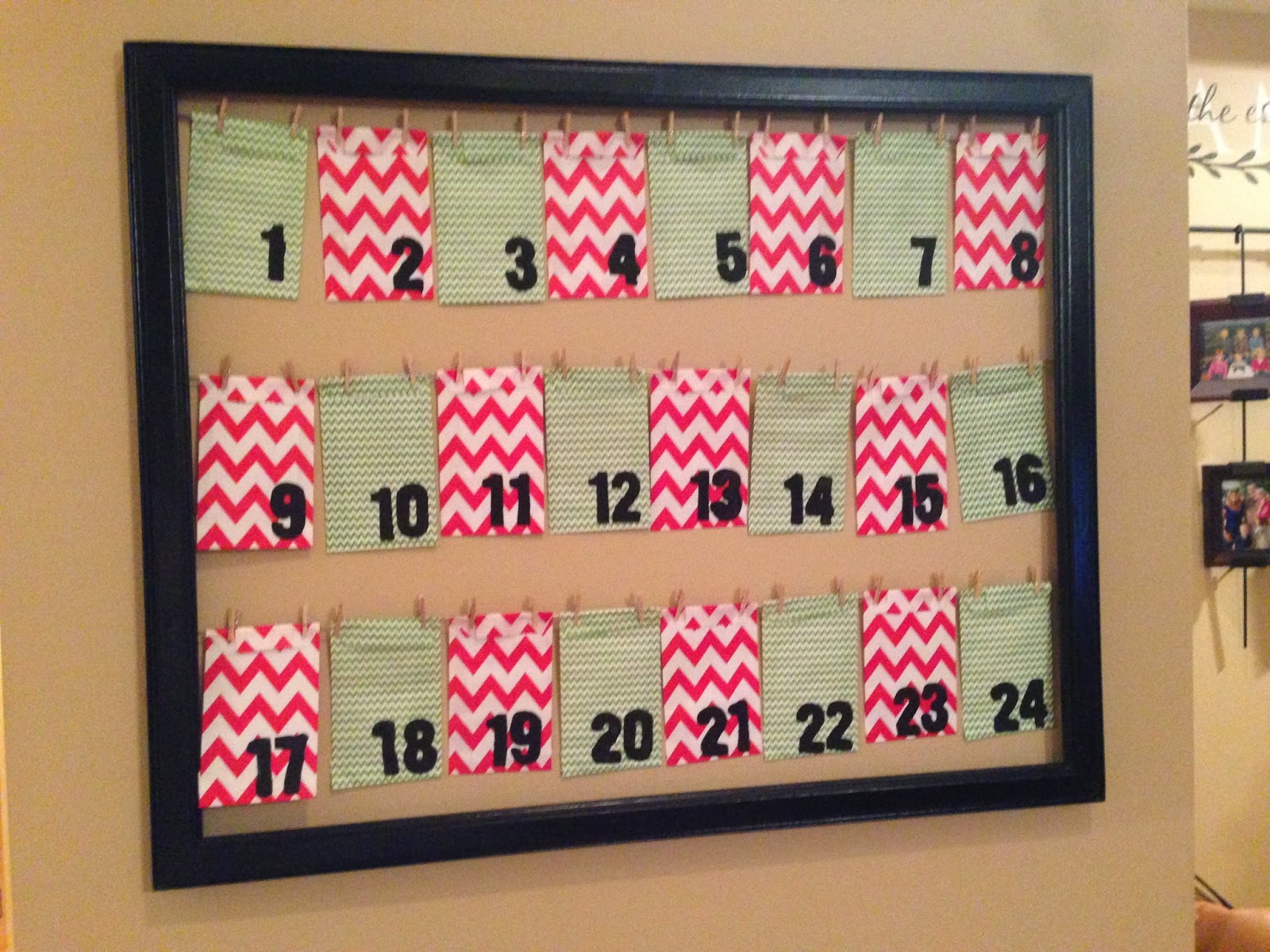 Choose Happy: Christmas Bucket List/Advent Calendar