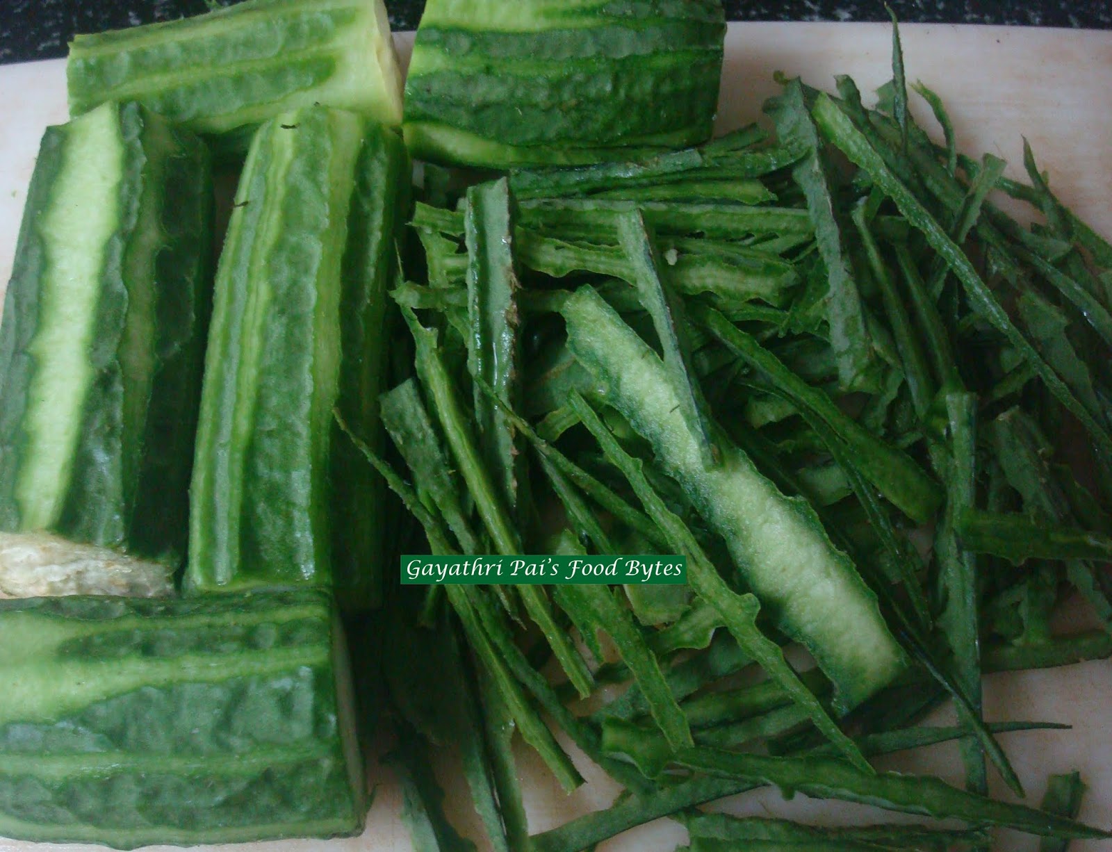 Gayathri Pai's Food Bytes: Avalo~Gosale Shire Gooli (Gooseberry~Ridge ...