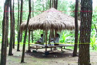 PURA DAN PETIRTAN ANANTHABOGA GUNUNG RAUNG