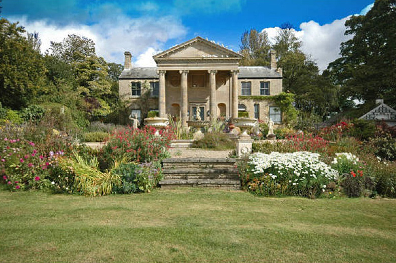 The Devoted Classicist: The Temple House at Horton