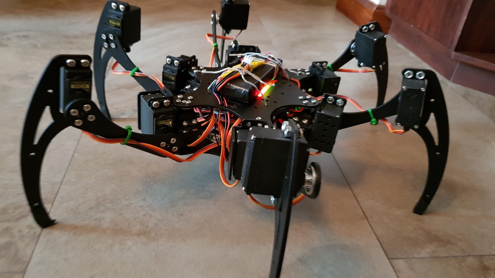 Ciencias - Robotica basada en Arduino: Aluminum Frame Hexapod based on ...