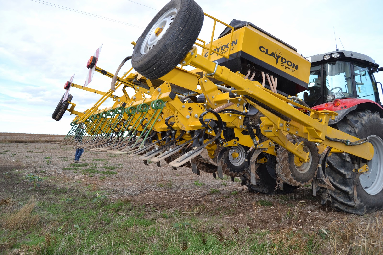 Claydon Hybrid: A new system of direct seeding
