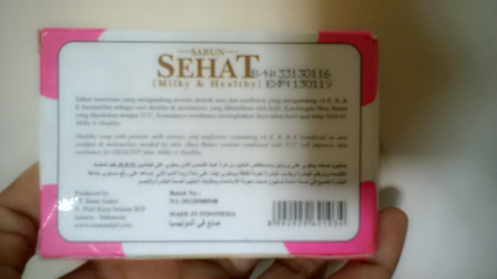 Beauty with Kummy: Sabun SEHAT Milky and Healthy Strawberry Review