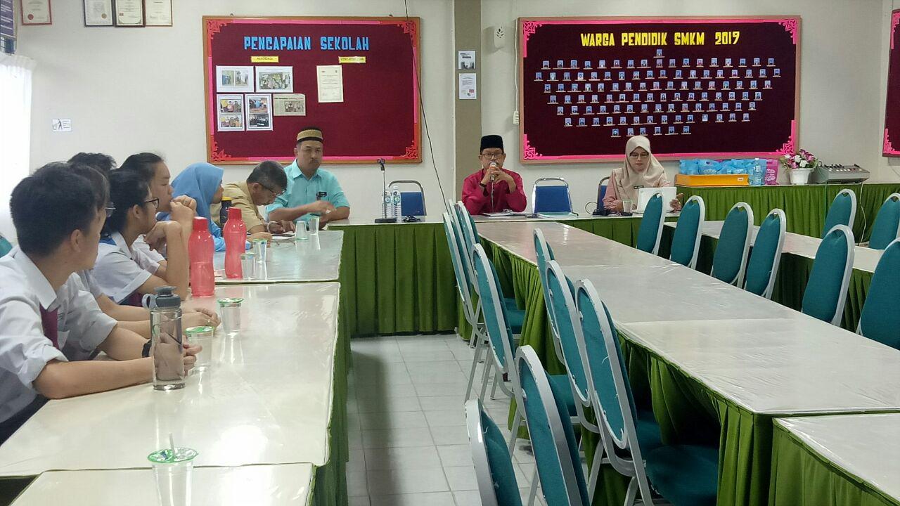 SMK Mentakab : Program Perjumpaan Ibu Bapa Bersama Murid Form 5