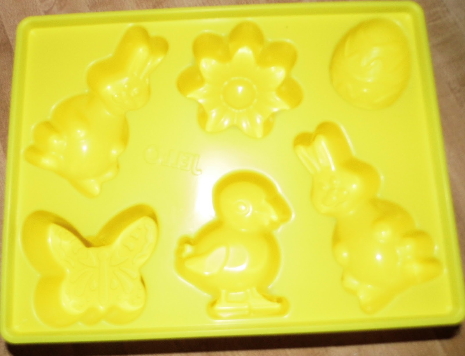 Easy Easter Jello Jigglers For Kids