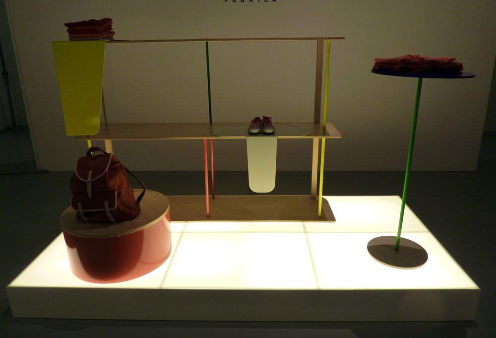 podio: Objet Coloré / Objet Préféré por Fabrica de Benetton