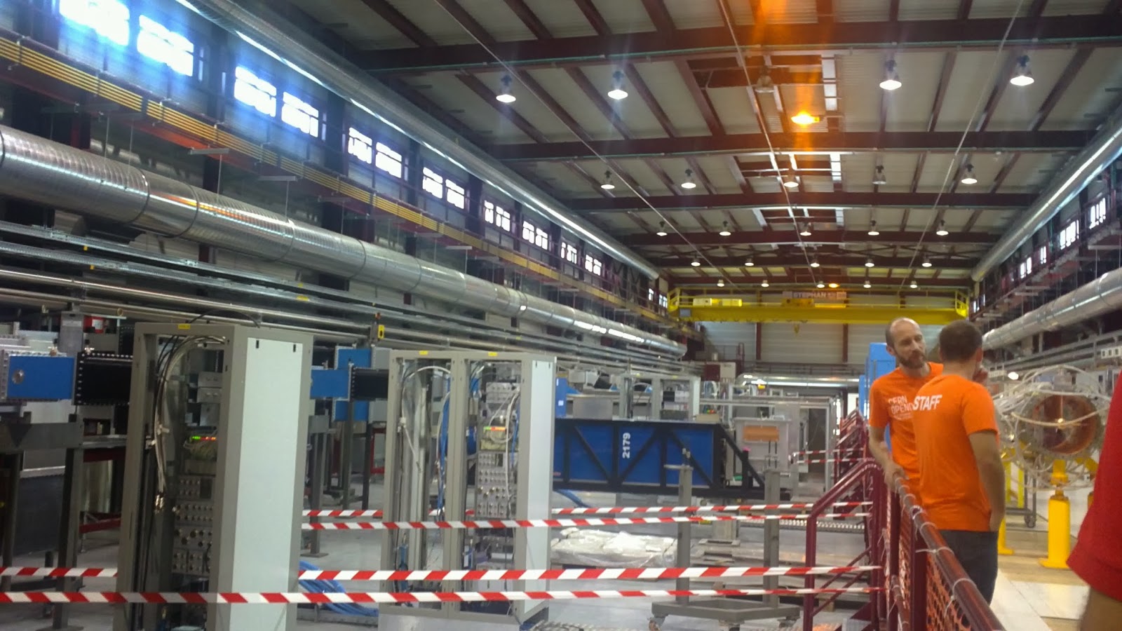 NO VOLVERÉ A SER JOVEN: EL CERN (CONSEIL EUROPÉEN POUR LA RECHERCHE ...