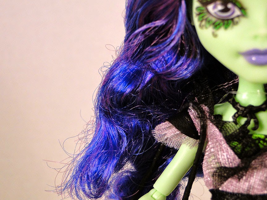 The Doll Garden: Monster High - Amanita Nightshade Review