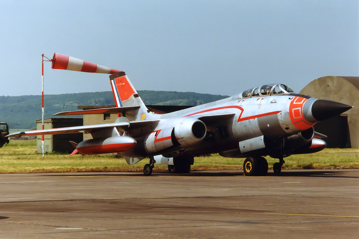 Eastwings: SO-4050 Vautour II N * CEV Centre d'essais en Vol * F-AZHP