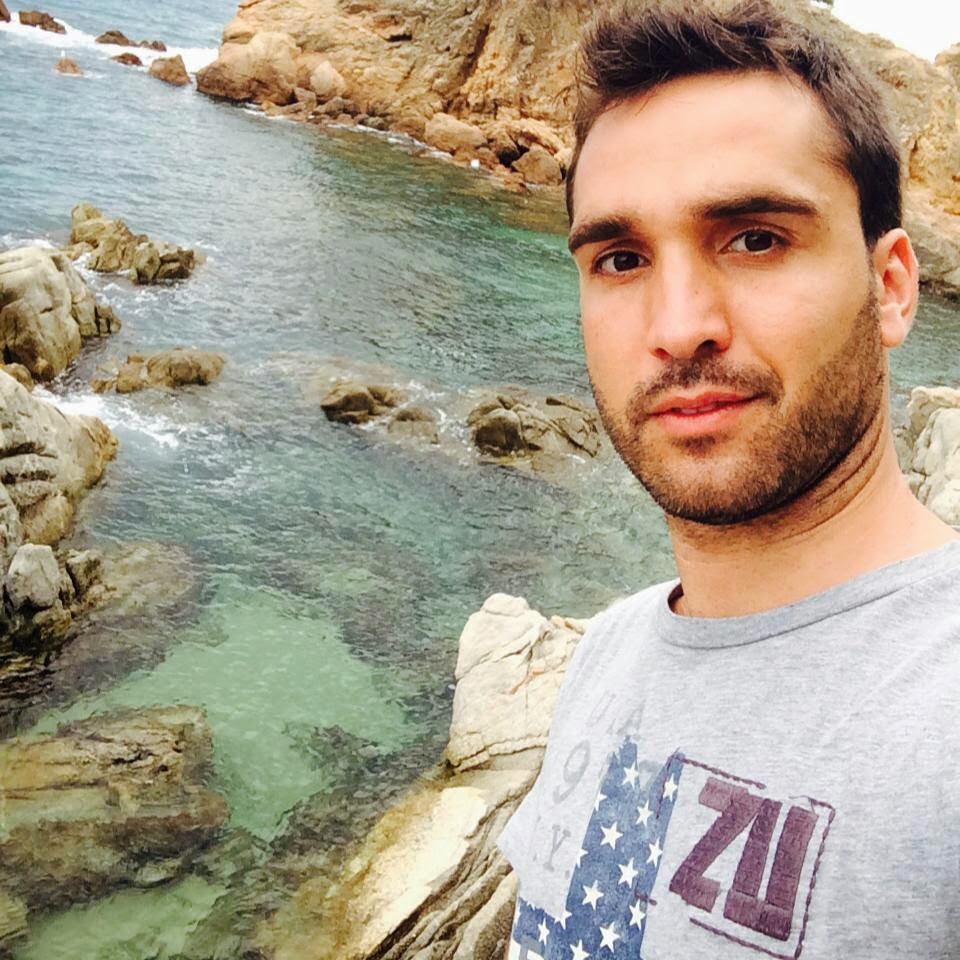 EL MÓN ENS ESPERA!: QUI SÓC?