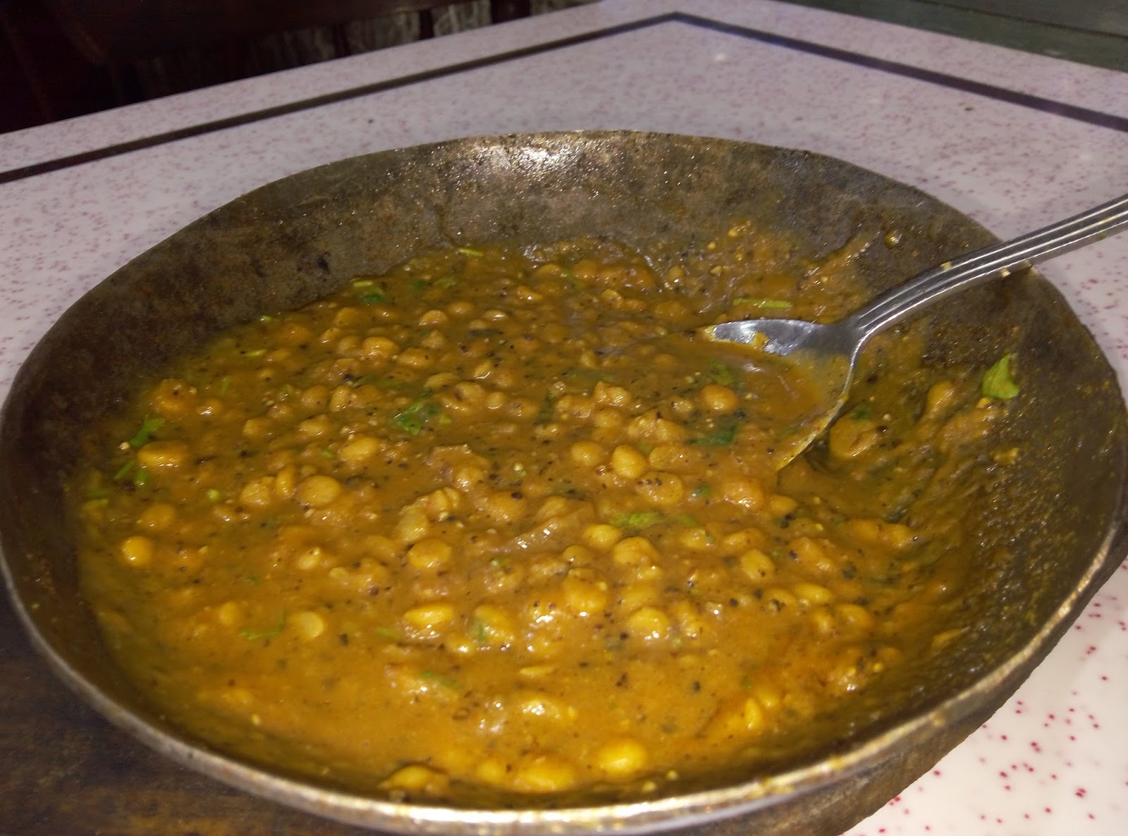 A Vegetarian's tryst with Food: Mission 2 - Daal & Roti - The Pakistani ...