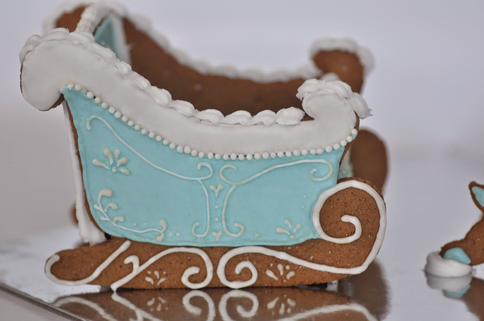 Sweet Pea Creations: Gingerbread Sleigh