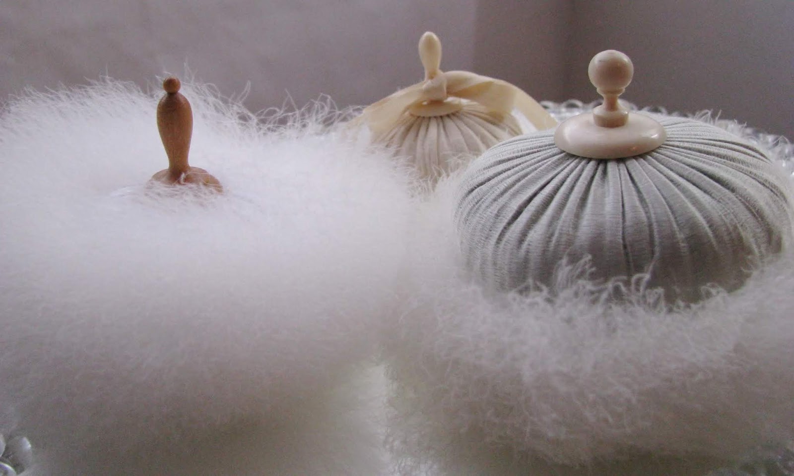 Fete et Fleur: The Lure of the Powder Puff